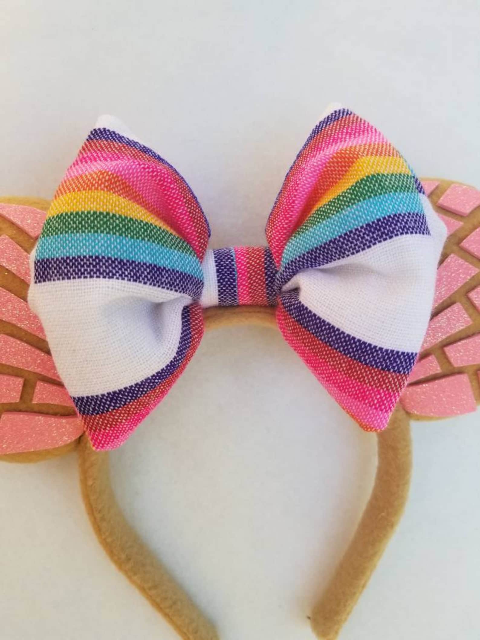 Pink Glitter Concha With a Serape Bow Minnie Ear - Etsy