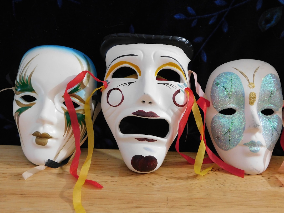 Lot of 3 Small Bisque Ceramic Porcelain Mardi Gras Masks, 4"-5 ...