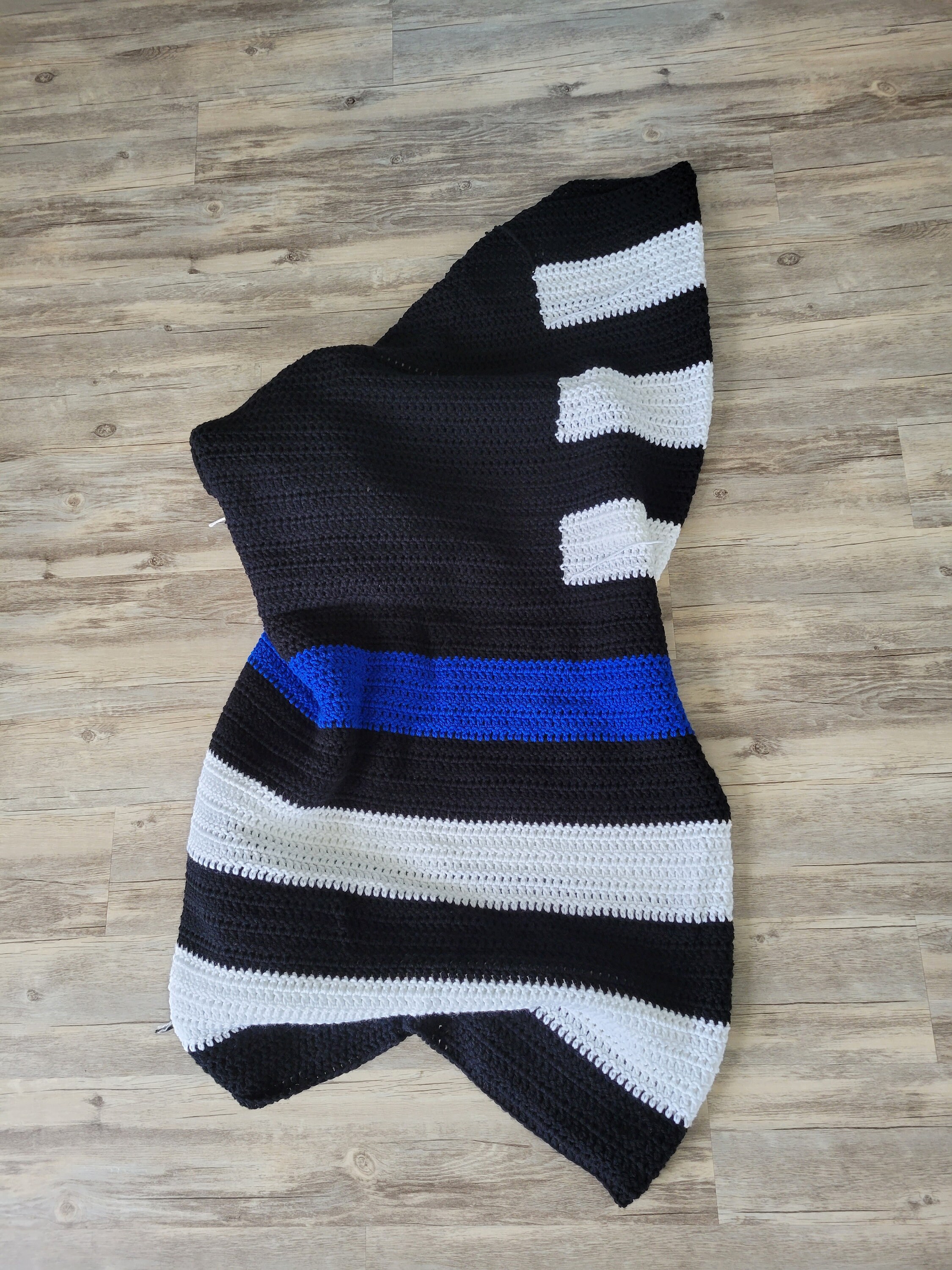 Crochet Thin Blue Line Flag, Custom Crochet Flag, Thin Blue Line ...