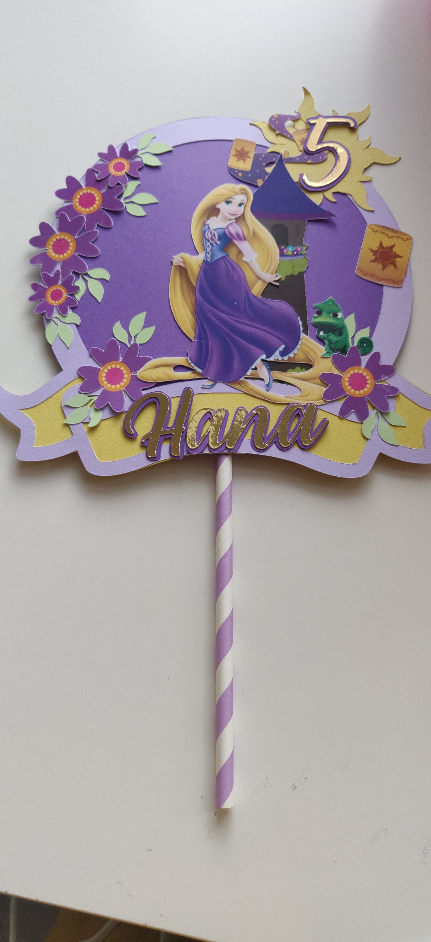 Rapunzel/ tangled cake topper - Etsy.de