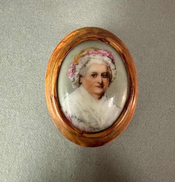 Antique Pair Hand Painted Porcelain Portrait Brooches… - Gem