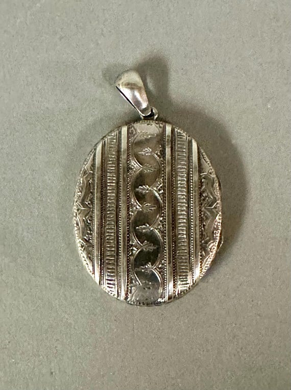 Antique Victorian Aesthetic Hand Engraved Sterling Si… - Gem