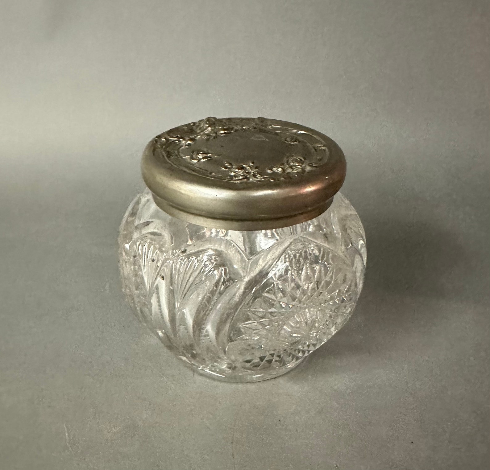 Antique Victorian Pressed Glass Powder Jar Circa 1900 - Etsy