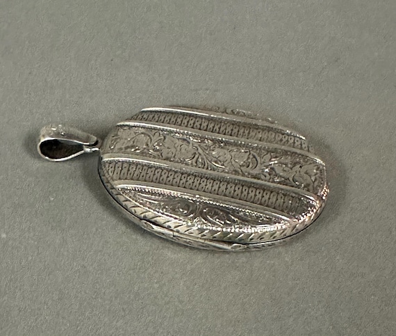 Antique Victorian Aesthetic Hand Engraved Sterling Si… - Gem