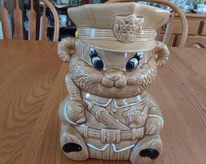 A Twin Winston Stoneware Pottery Tan Teddy Bear Police Chief Cookie Jar ...