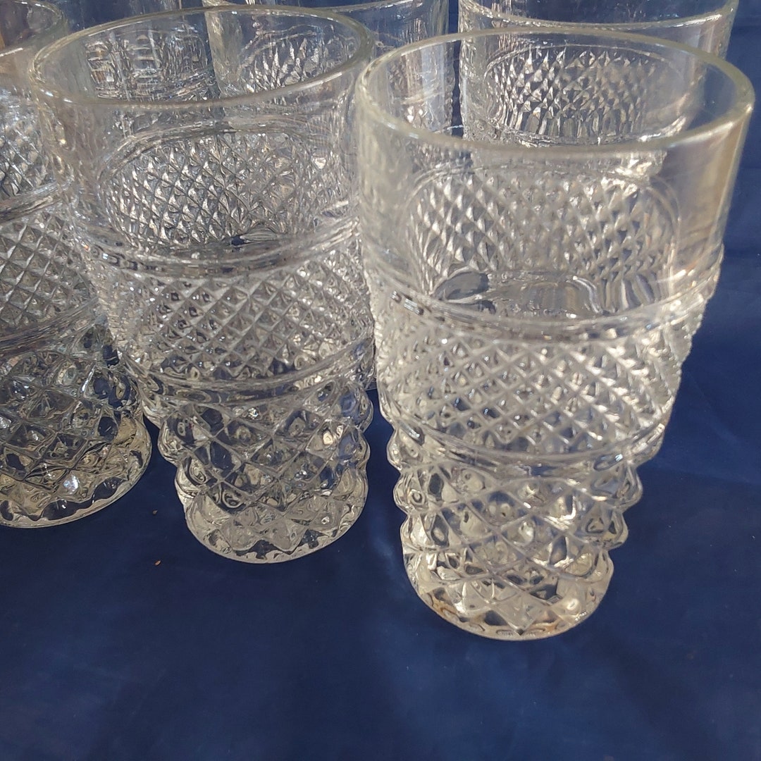 Set of 6-8 Oz Clear Beverage Glasses in the Wexford Pattern by Anchor ...
