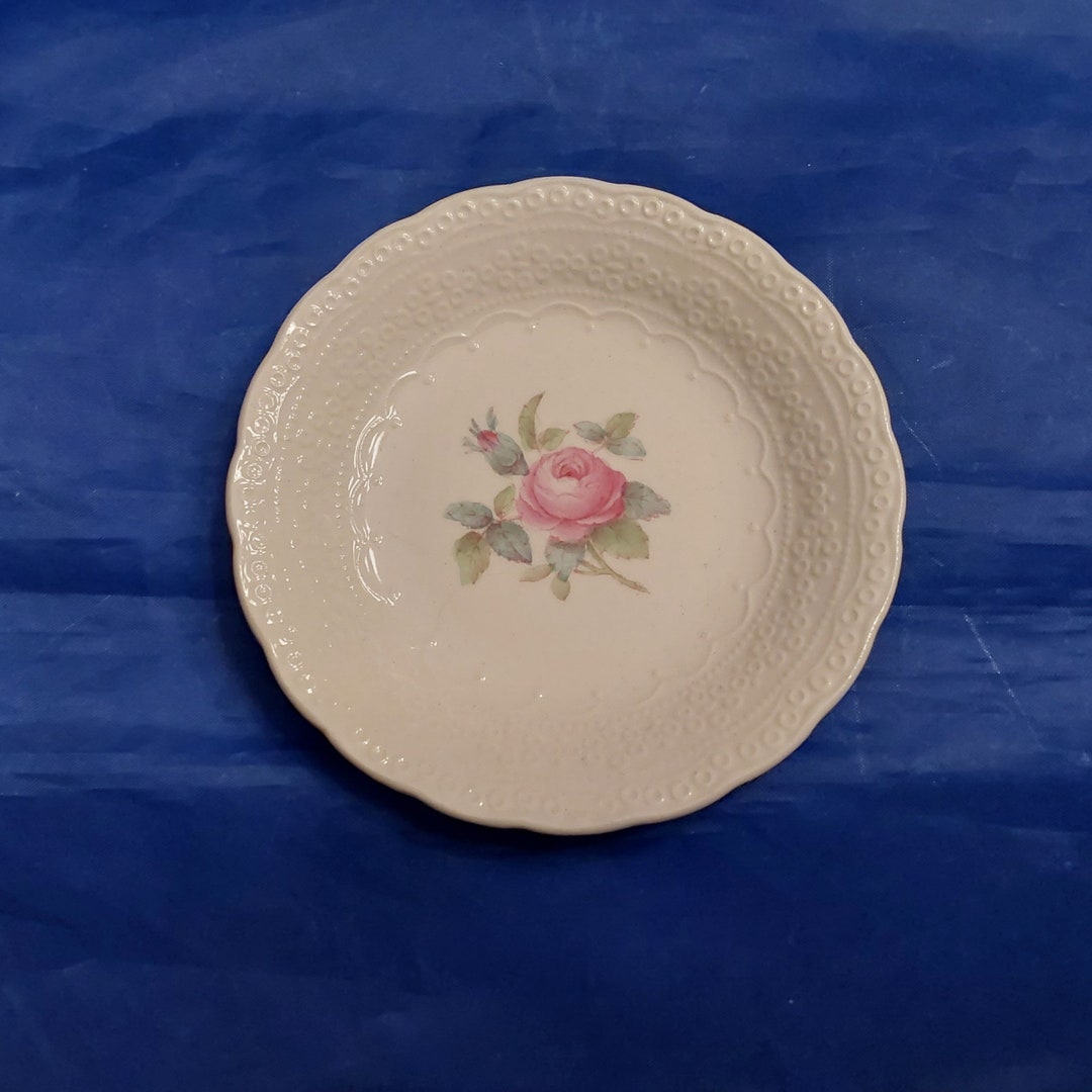 A Spode Jewel Copeland is a White China Butter Pat Dish in the ...