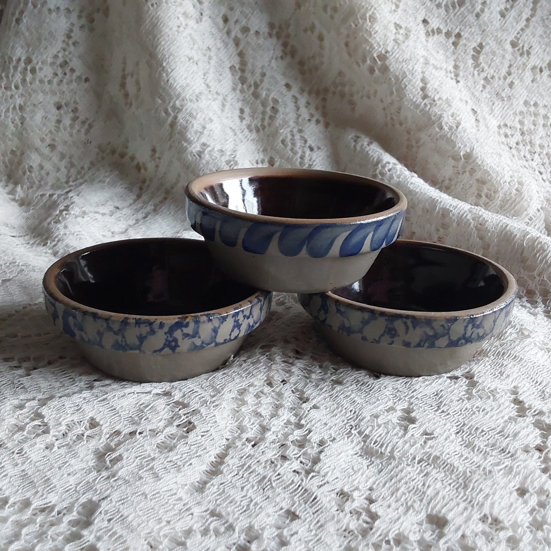 Three Unmarked Beaumont Brothers Pottery Small Gray Salt Glazed Shallow ...