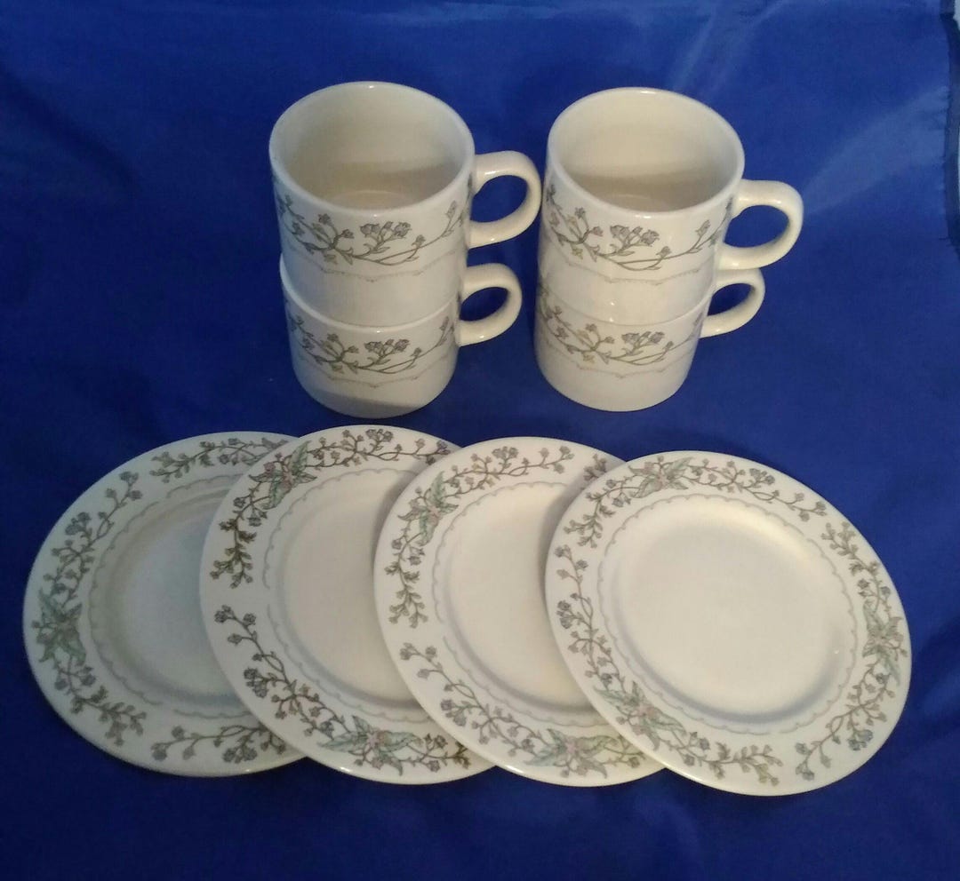 Set of Farberware, 4 Cup and Saucer Sets in the Wellesley Pattern of ...
