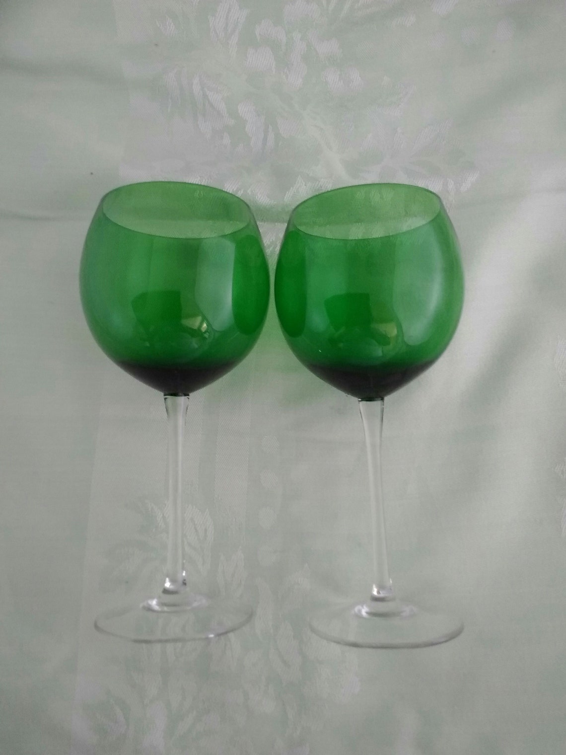 Set of 2 Tall Stemmed Goblet in a Large Emerald Green 16oz - Etsy
