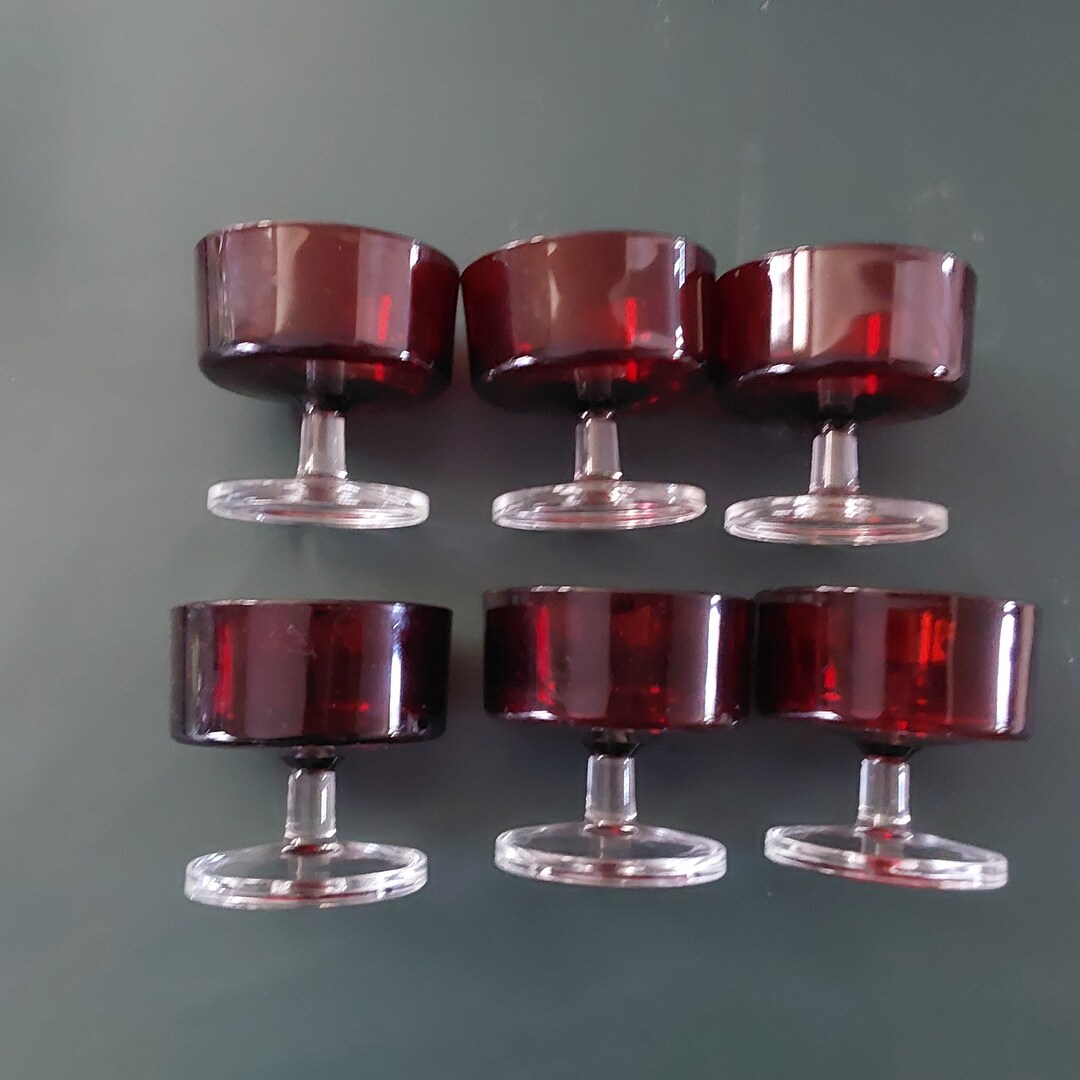 An Arcoroc France Sets of 6 Luminarc Cavalier Clear Base and Short ...