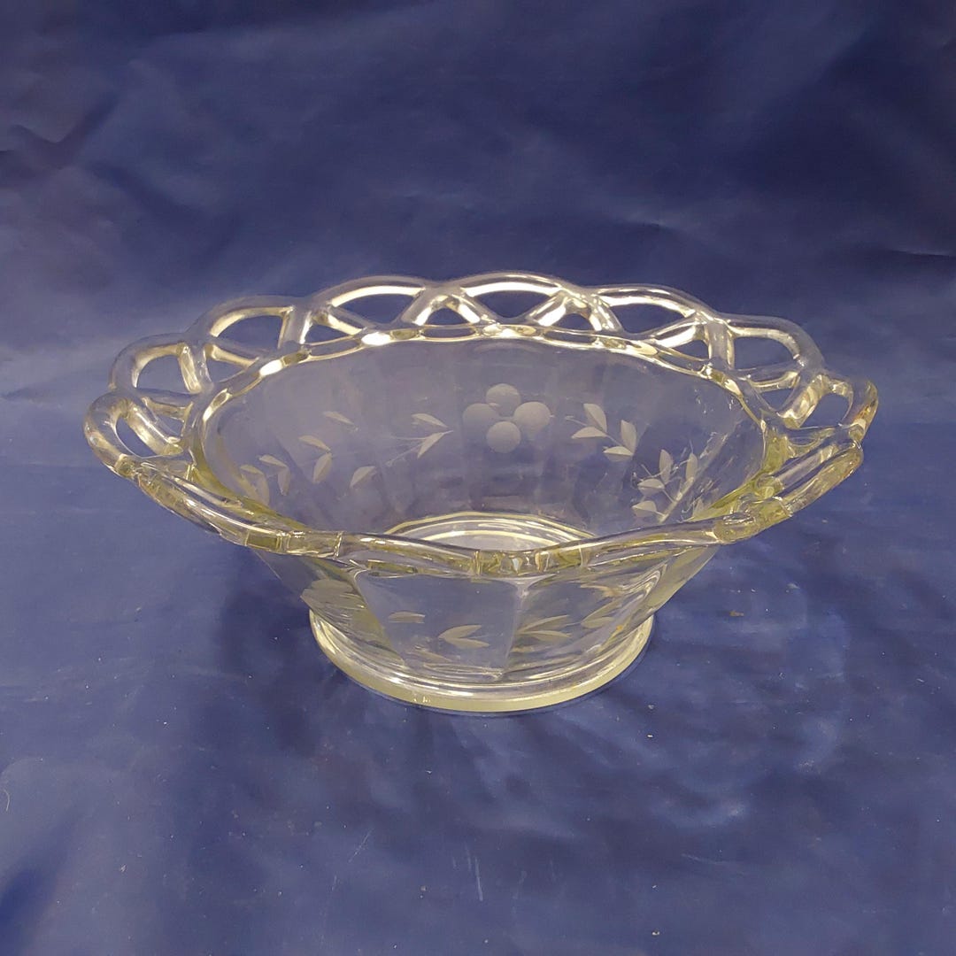A 7.5 Inch Imperial Glass Bowl With Paneled Sides and an Etched Floral ...