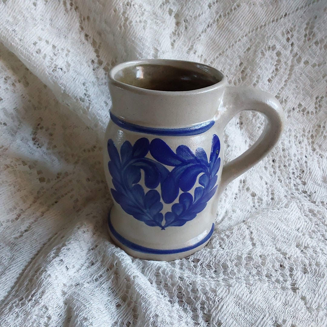 A Marked-bbp-beaumont Brothers Pottery 22 Oz Salt Glazed Gray Handled ...