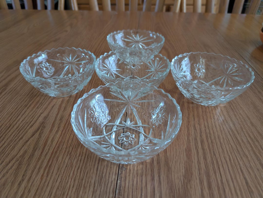 A Set of 6 Matching Round Clear Glass Anchor Hocking Salad or Cereal ...