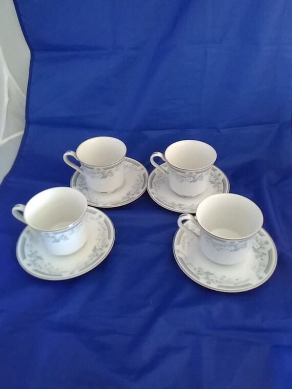 Set of 4 Matching China Cup and Saucer Sets in the Robin | Etsy