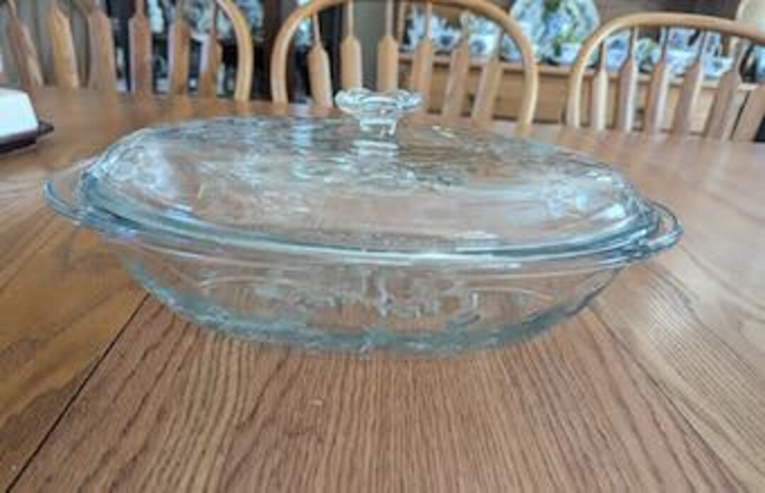 Vintage Anchor Hocking in the Savannah Pattern of Petite Flowers ...