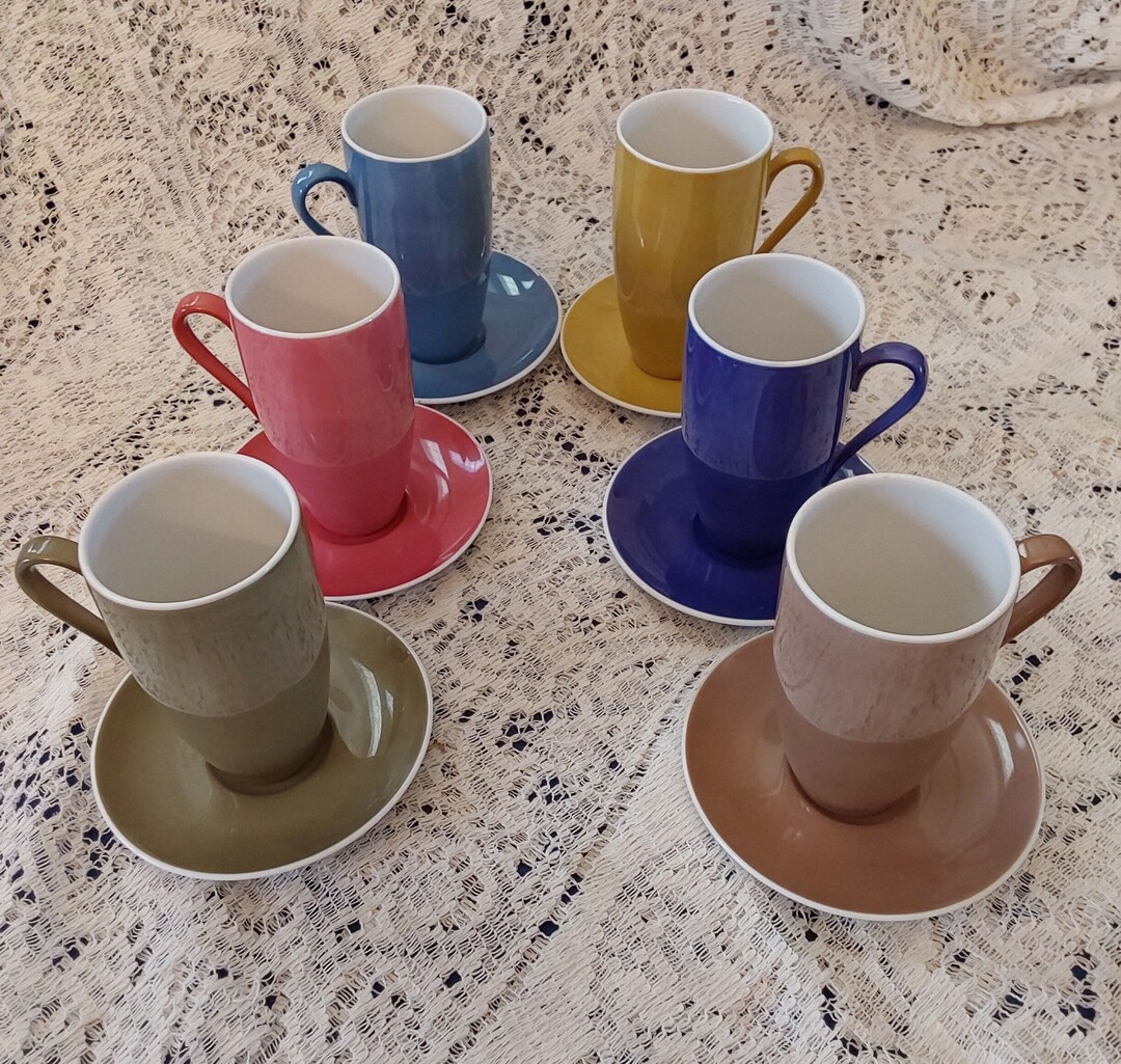 A Set of 6 Fine Seyei China Matching Demitasse Cups and Saucers From ...