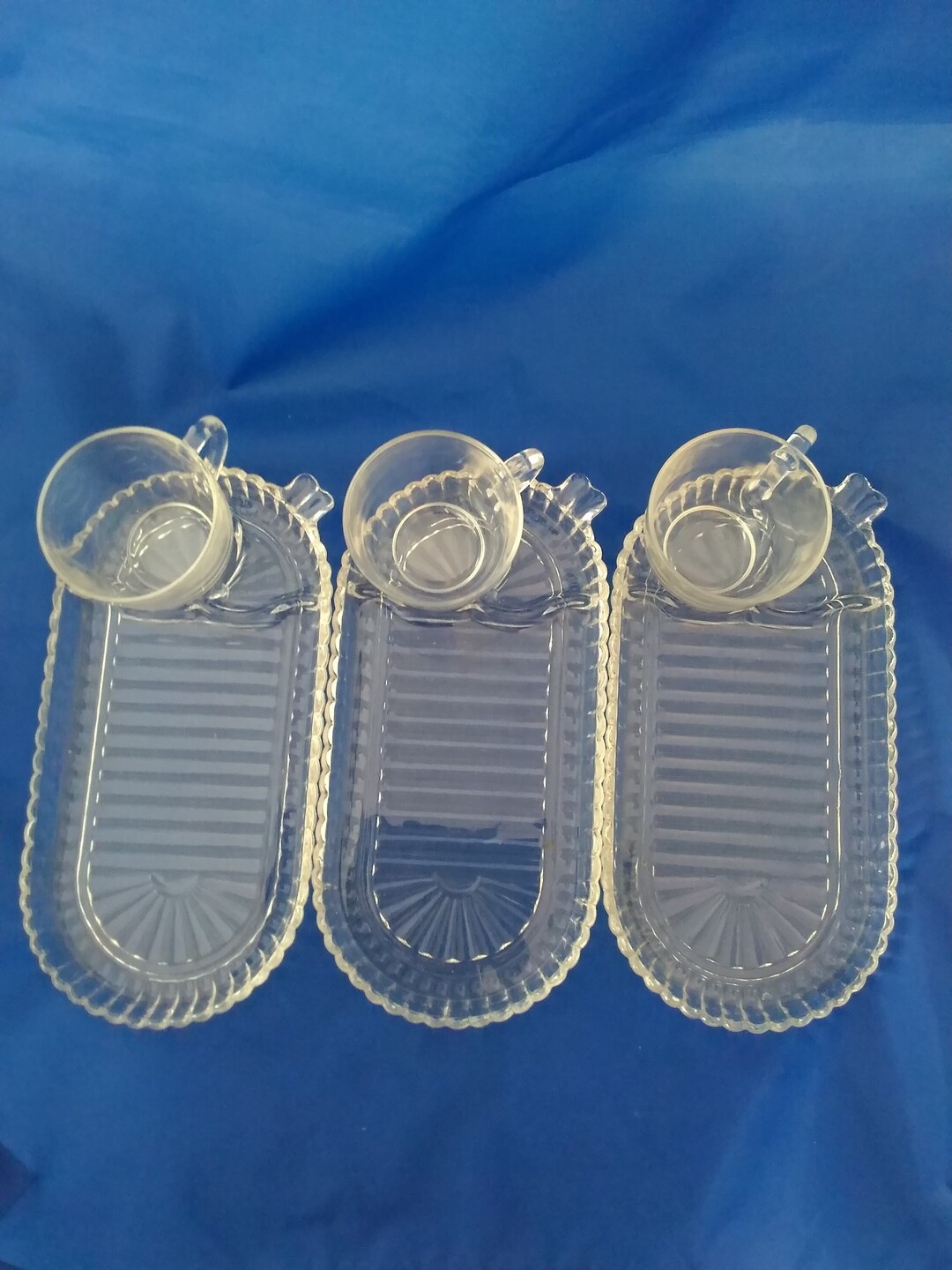 Rare Oval Shaped Plate ...A 6 Pieces Set of 3 Matching Oval Ribbed Sip ...