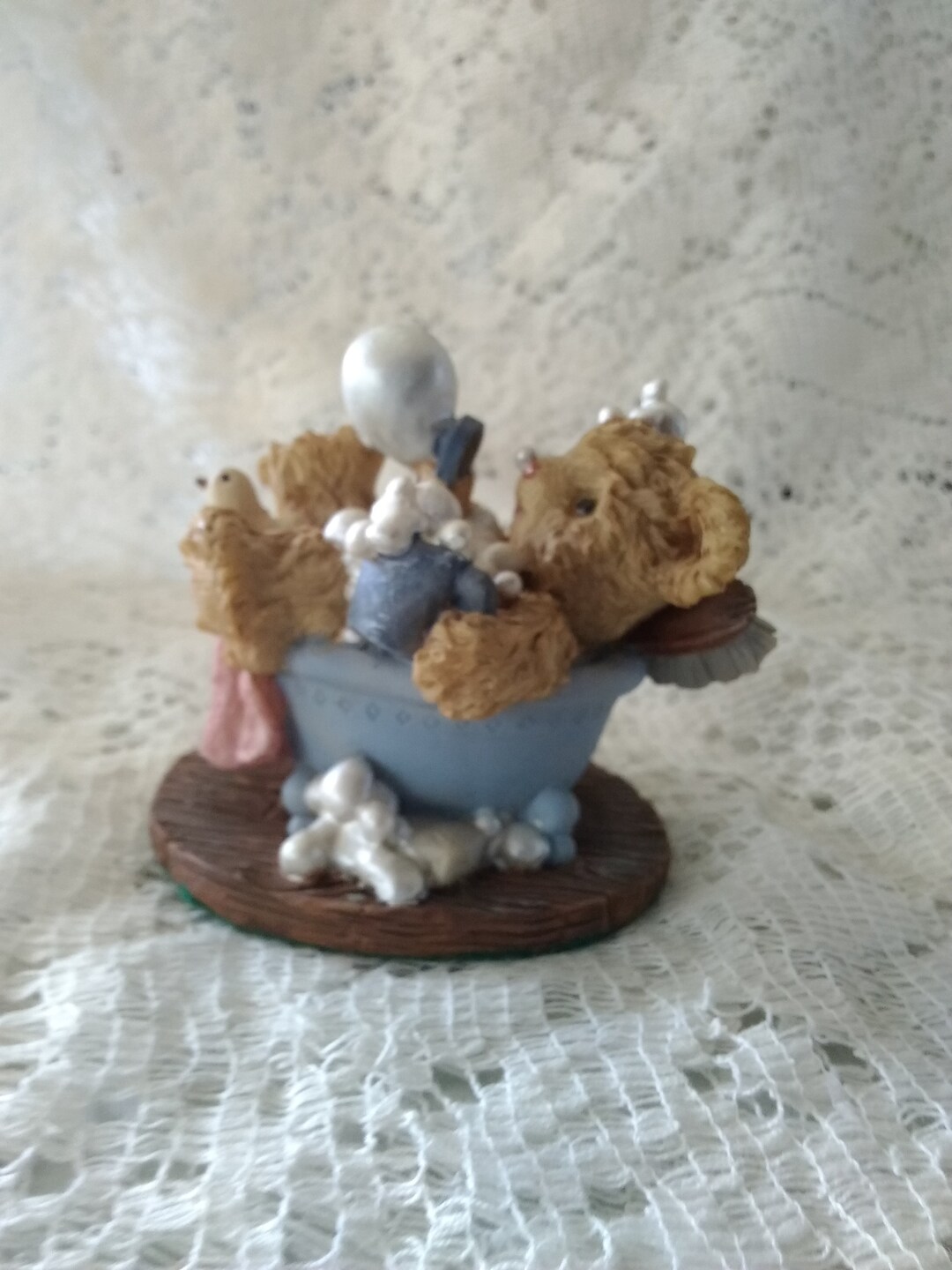 A 1994 Teddy & Me Resin Figurine of a Cub in a Tub With Bubbles. Misc ...
