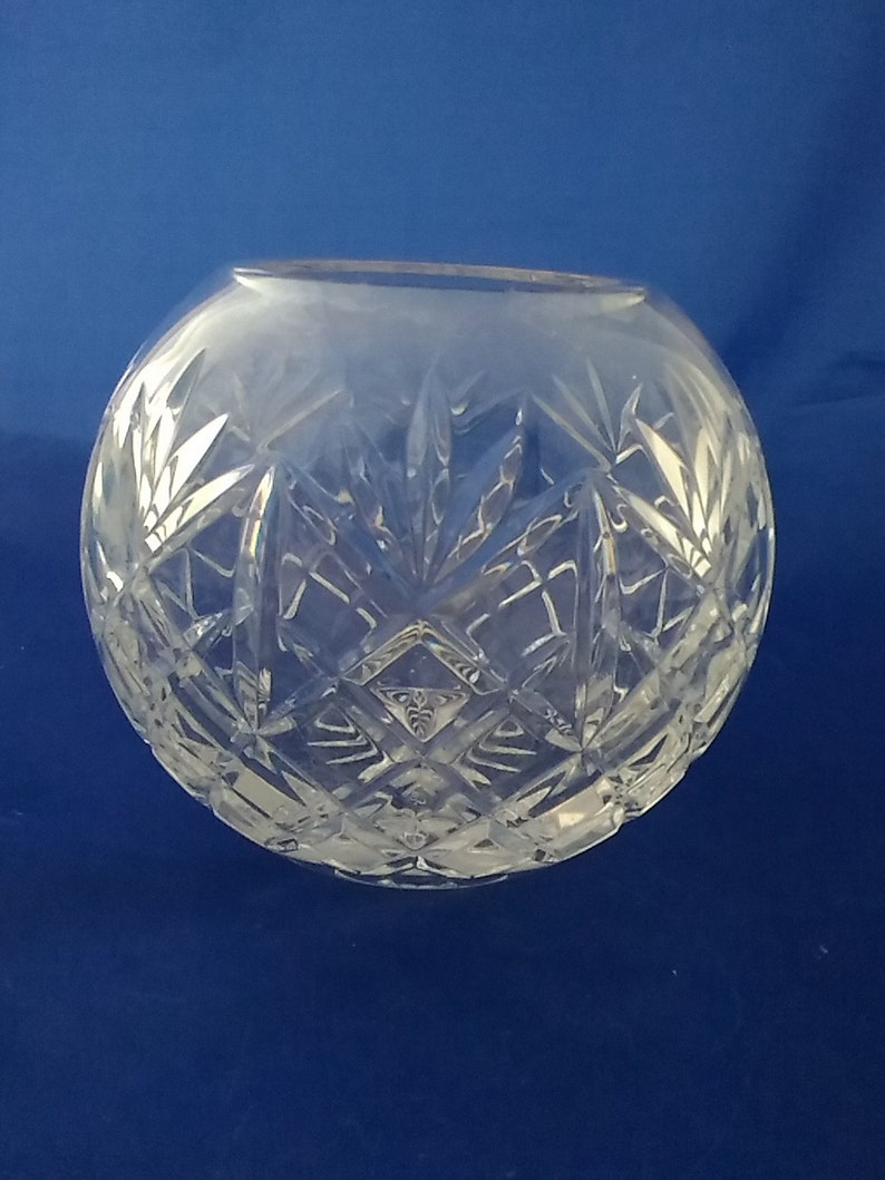 An Atlantis Crystal 5 Rose Bowl in the Catalina Pattern - Etsy