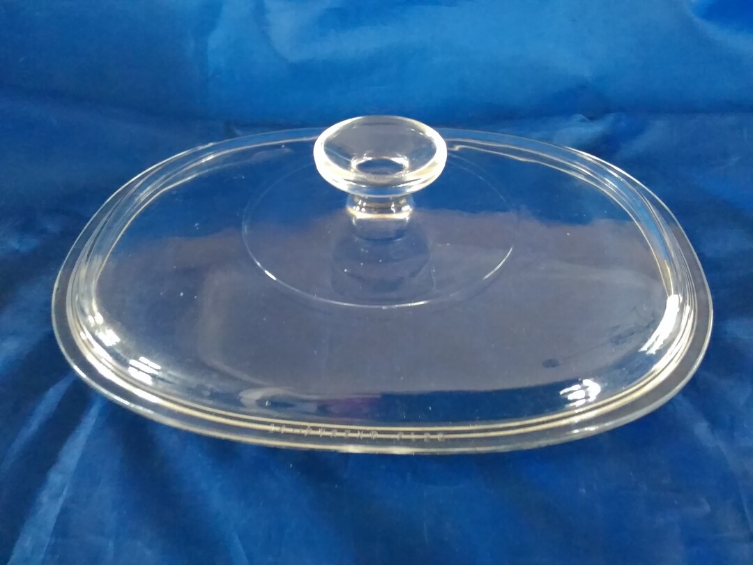 A Clear Rectangular Glass Pyrex Replacement Lid F-12-C. It Will Fit a 9 ...