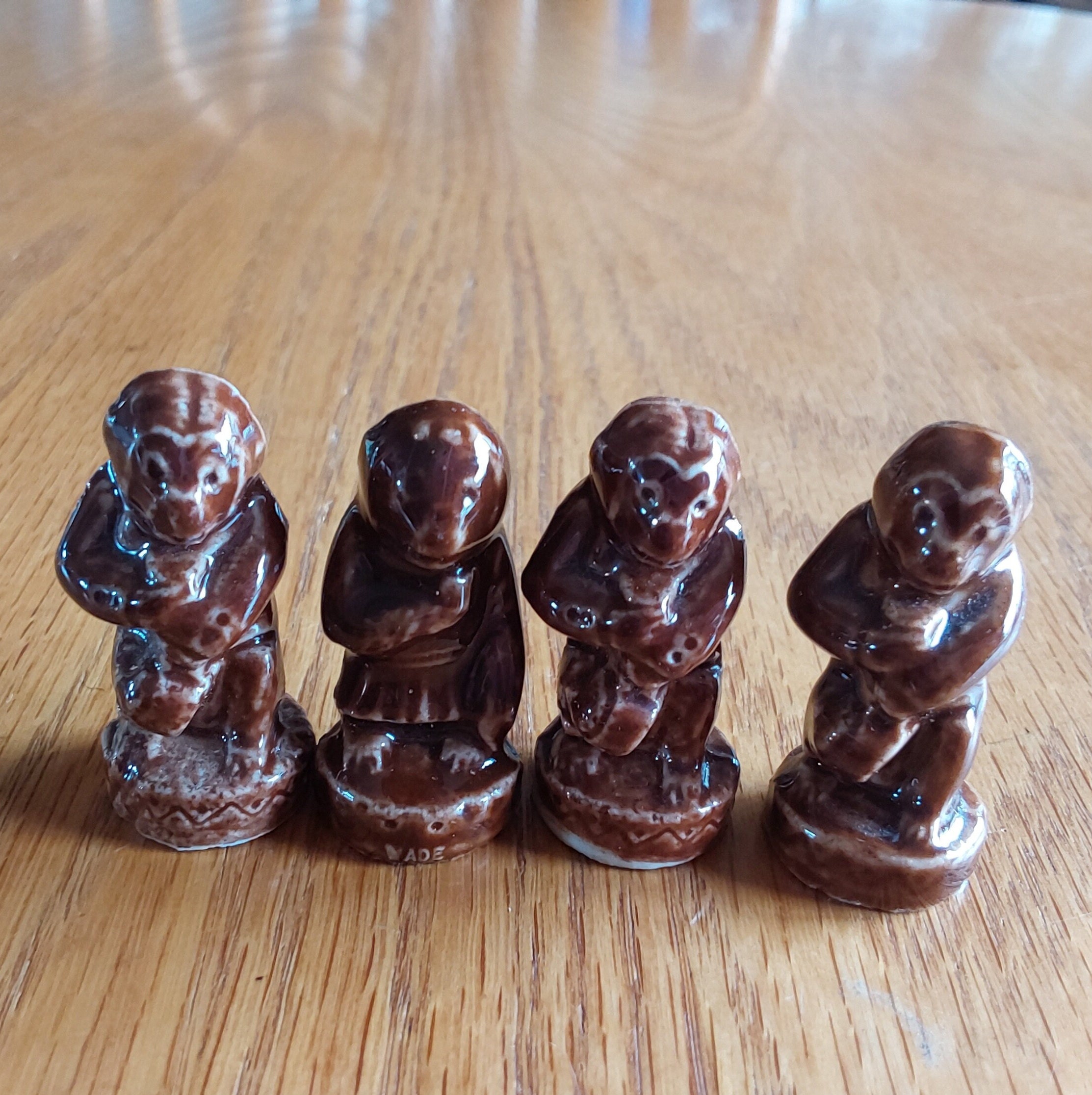 Lot of 4 Wade Whimsies Red Rose Tea Miniature Figurines-brown Ceramic ...