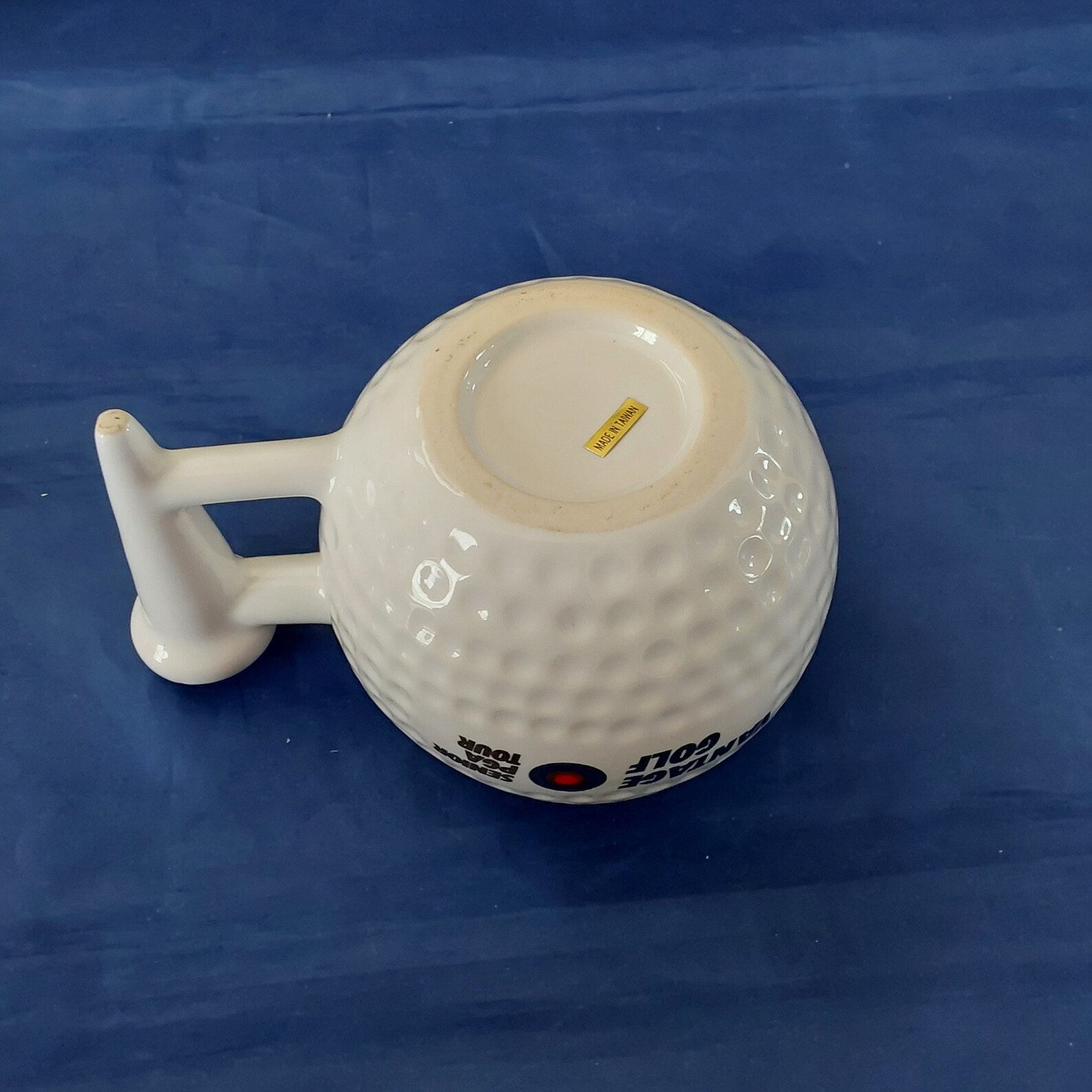 A White Ceramic Golf Ball Shaped 15 Oz Mug With a Golf Tee for a Handle ...
