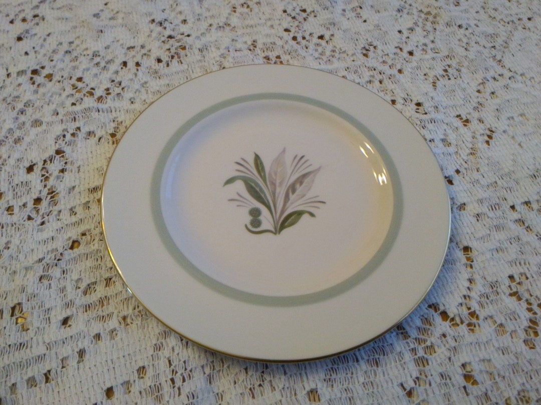 A Pickard China 6.5" Bread and Butter Plate in Their Fantasy Pattern ...