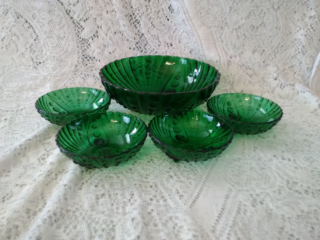 A 5 Pc Serving Glass Bowl Set in Emerald Green of 1 Large and 4 ...