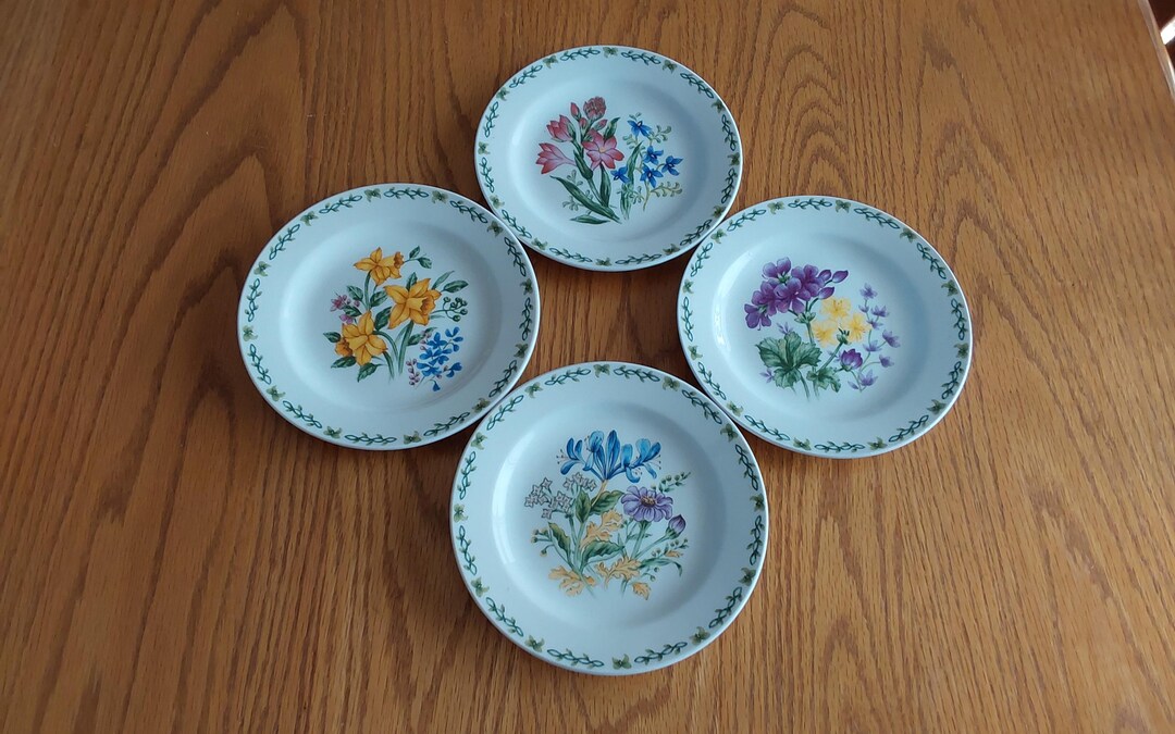 By Thomson Pottery, in the Floral Garden Set of 4-6" Bread Plates in ...