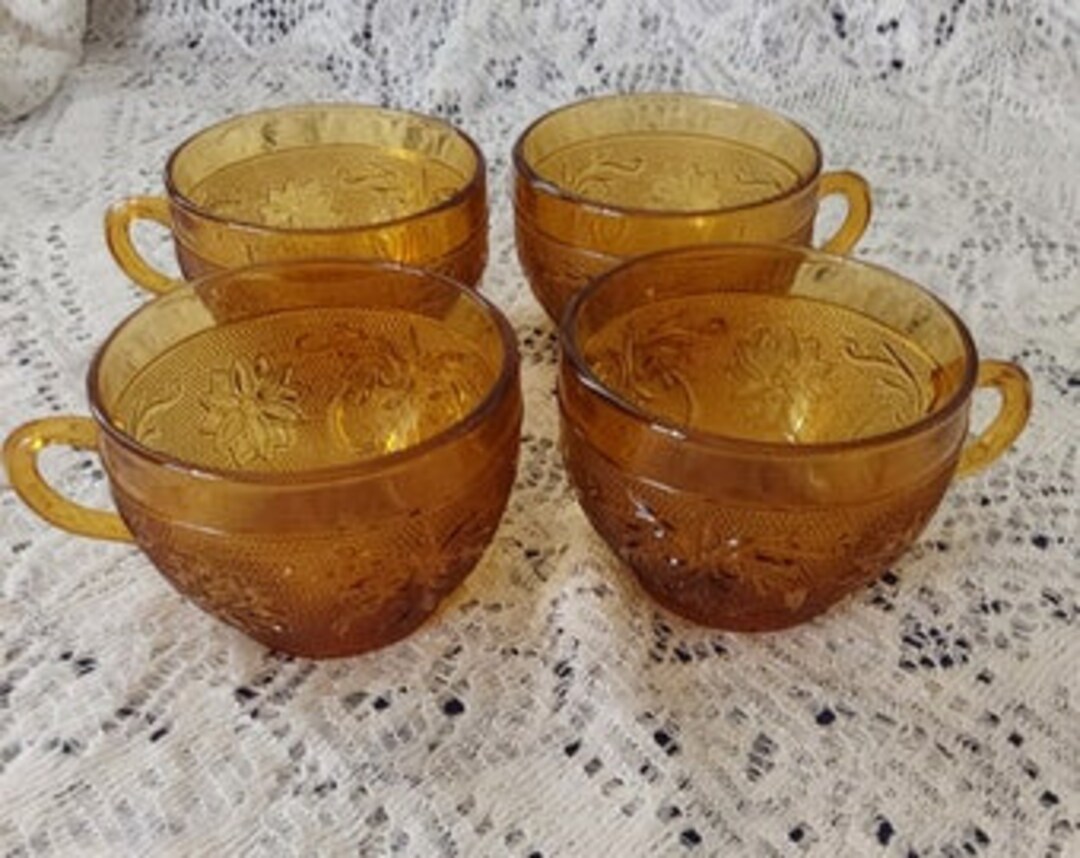 By Indiana Glass, is a Set of 4-8 Oz Amber Gold Sandwich Patterned Flat ...