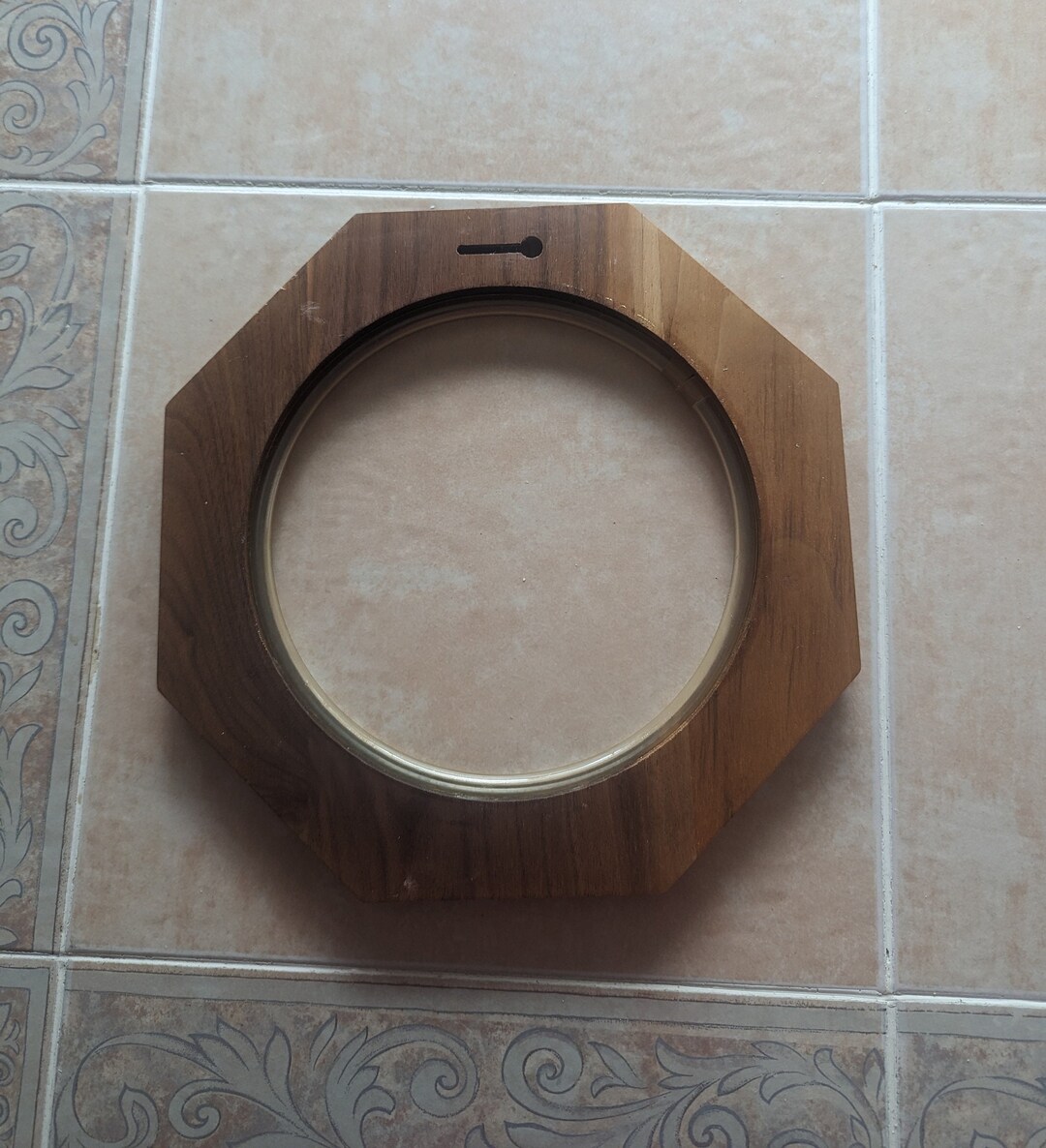 A Octagon Oak Wood 8 Plate Holder for Wall Display. BCP 143 - Etsy