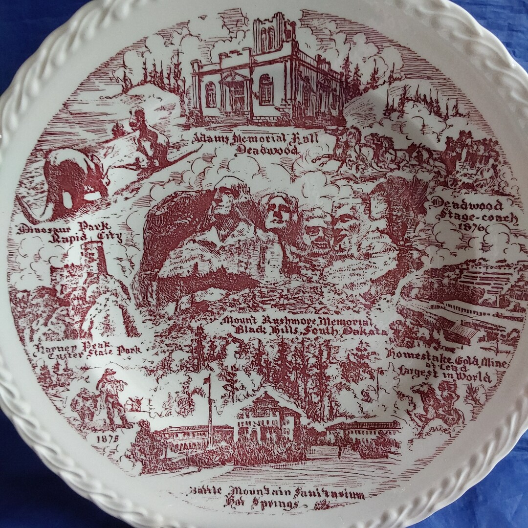South Dakota Souvenir Plate Depicting Well-known Historical Landmarks ...