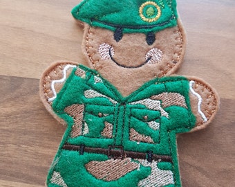 Military Gingerbread Man Christmas Decoration, Green Beret Army Ornament, Soldier Gingerbread ...