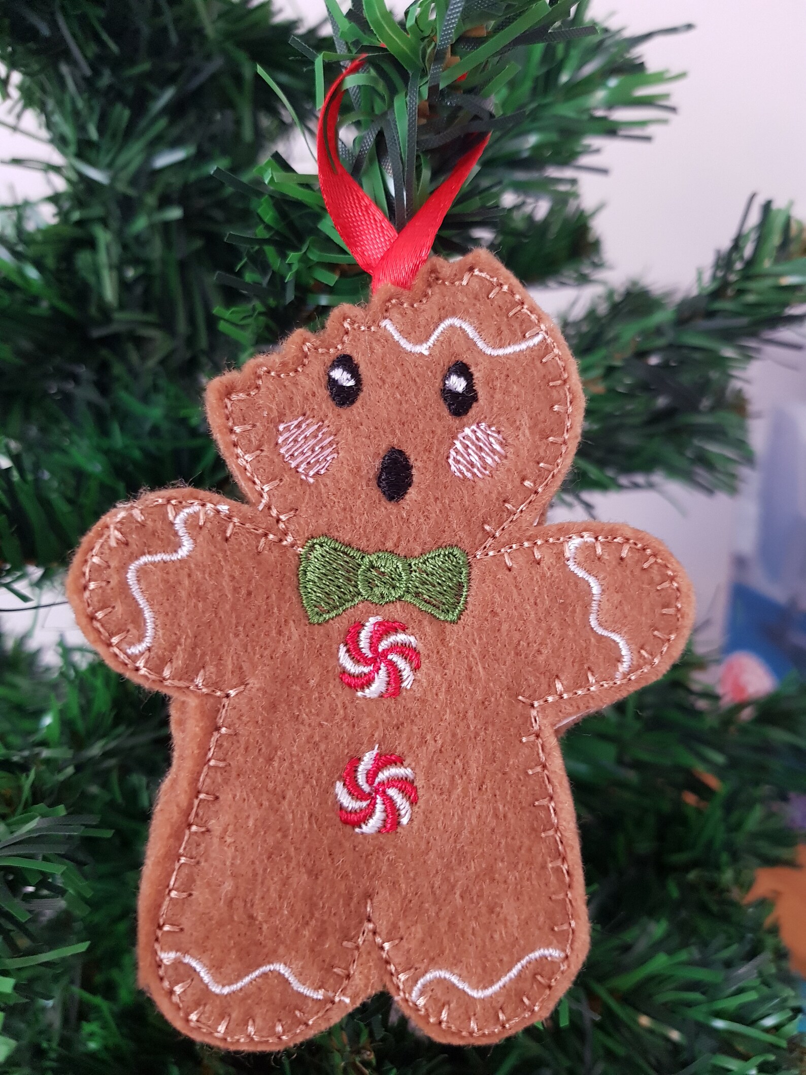 Bitten Felt Embroidered Gingerbread Men Christmas Decorations - Etsy