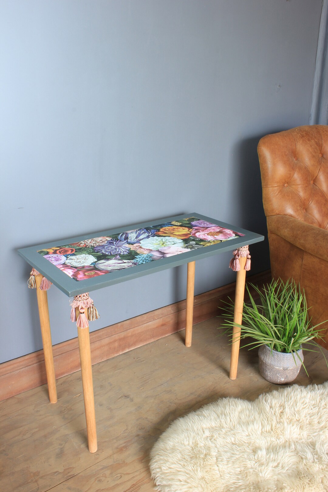 End Table Floral Upcycled, Games Table Removable Legs for Small Spaces ...