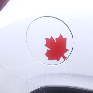 Red Maple Leaf Car Magnet: Weatherproof Canada Auto Decal - Etsy