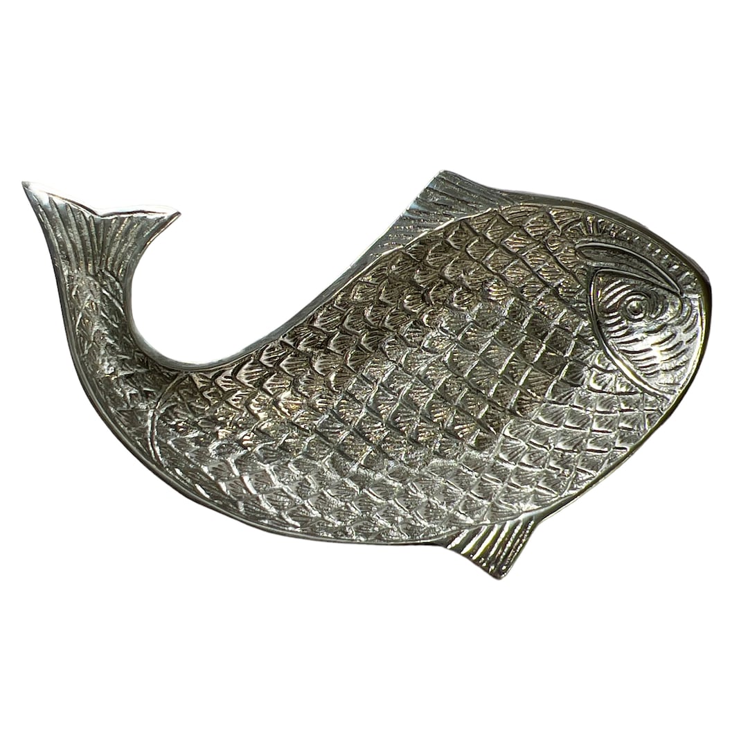 Vintage 14" Silver Metal Curved Fish Serving Platter Seafood Shaped ...