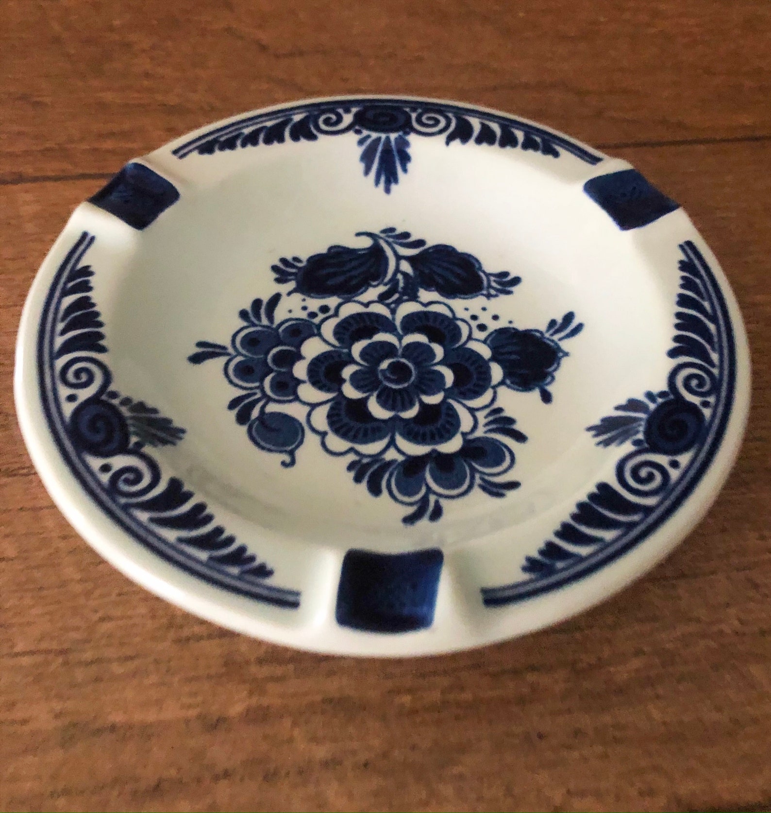 Vintage Dutch Hand Painted DELFT Blue & White Ashtray Ceramic - Etsy
