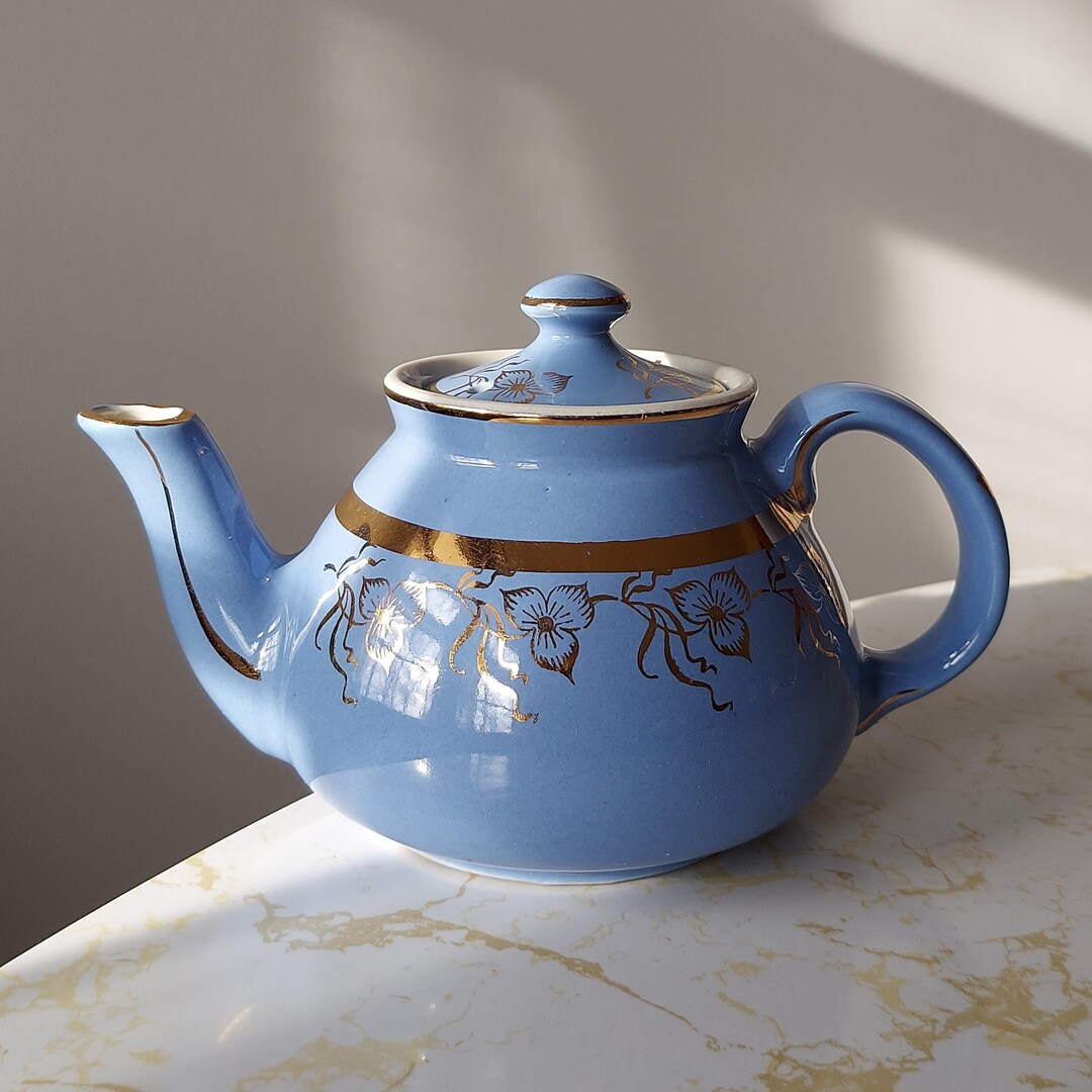 Vintage Hall China New York Cadet Blue 2 Cup Gold Trillium Teapot 029 ...