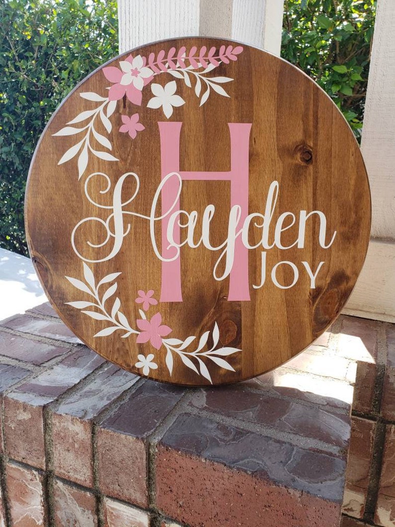 Personalized Round Wood Custom Name Sign With Initial/ Floral - Etsy