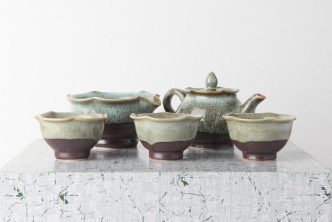 Handmade Korean Chunmok Ceramic Tea Set: Lotus Leaf Design - Etsy