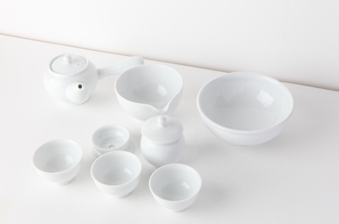 Handmade Korean Baekja White Porcelain Tea Set for 3 With Gift Box ...