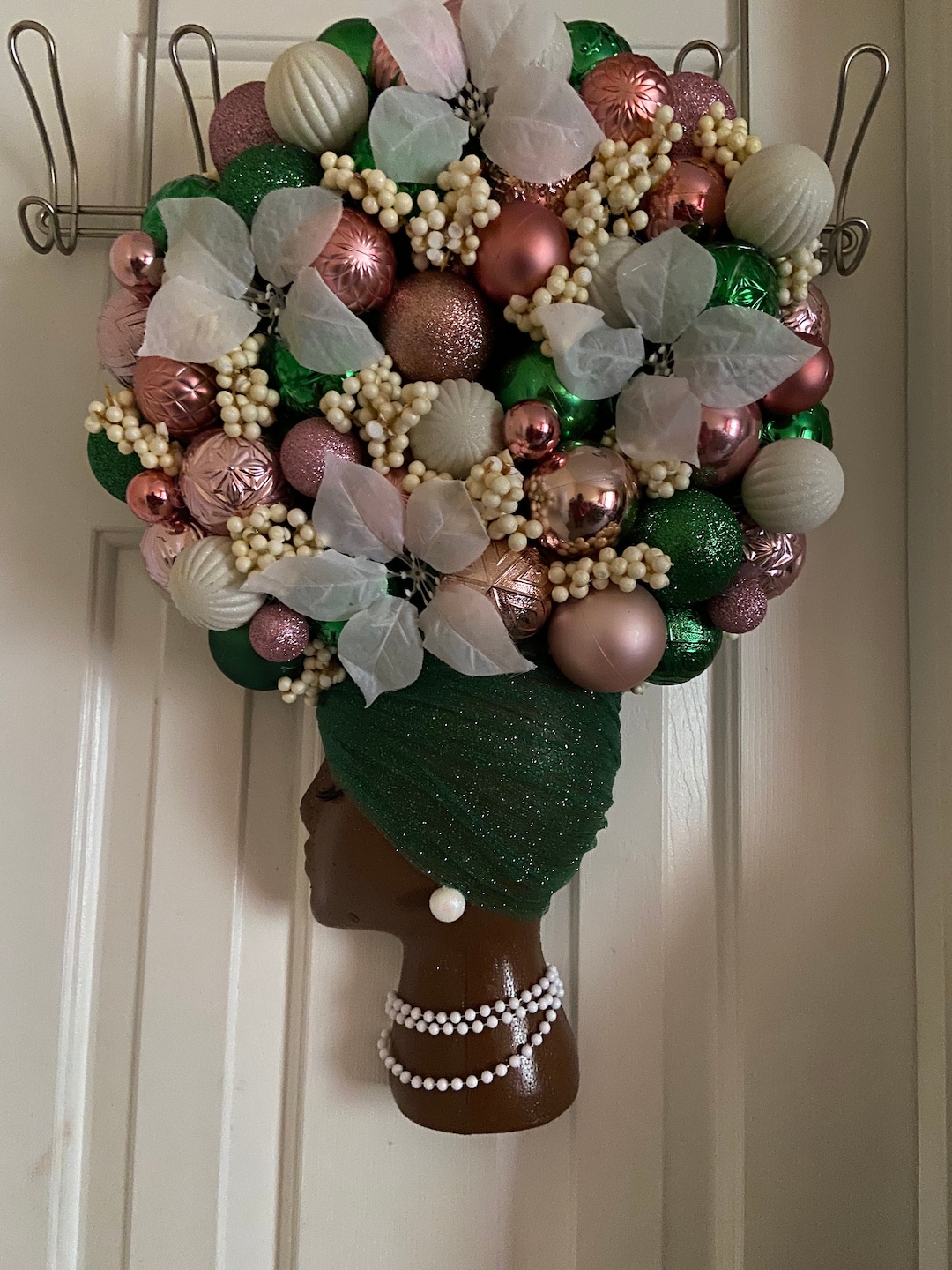 Pink and Green Queen Wreath, AKA Sorority Door Decor, Alpha Kappa Alpha ...