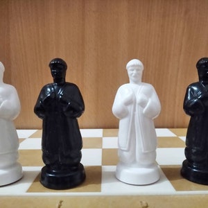Ukrainian village style chess | Etsy