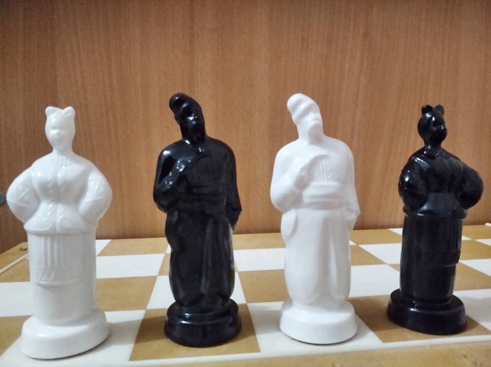 Ukrainian village style chess | Etsy