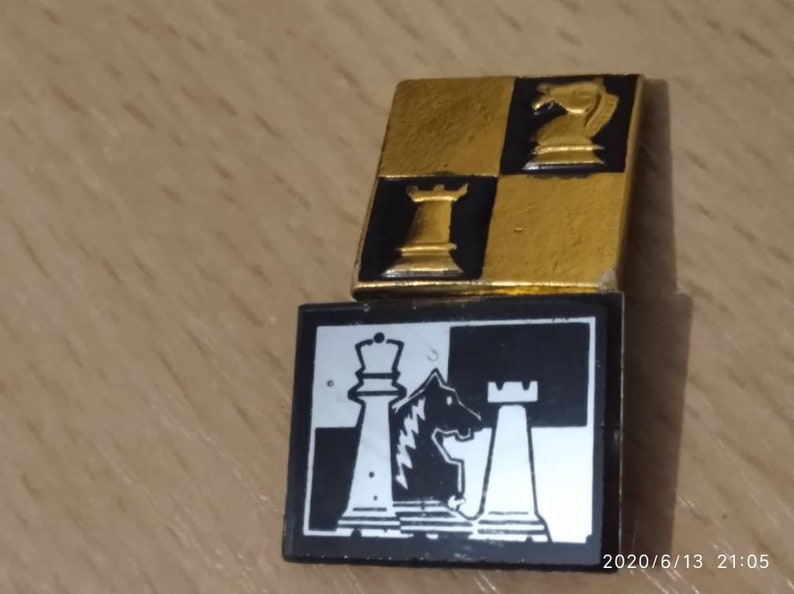 Soviet Vintage Chess Badges, Rare USSR Pins - Etsy