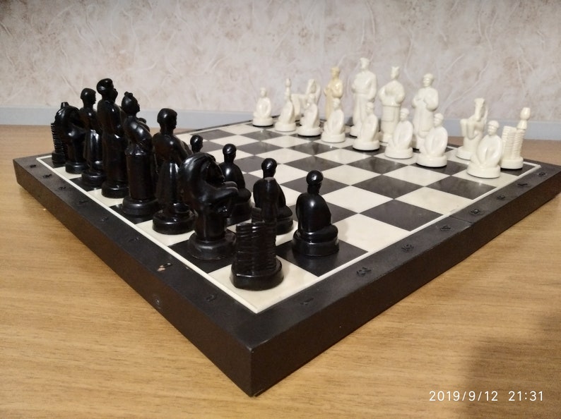 Rare Vintage Chess in Ukrainian Style - Etsy