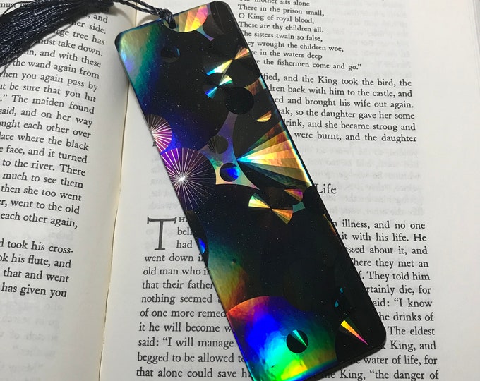 HOLOGRAPHIC Bookmark - Colorshift Bookmark - Reflective Pinwheel Design ...
