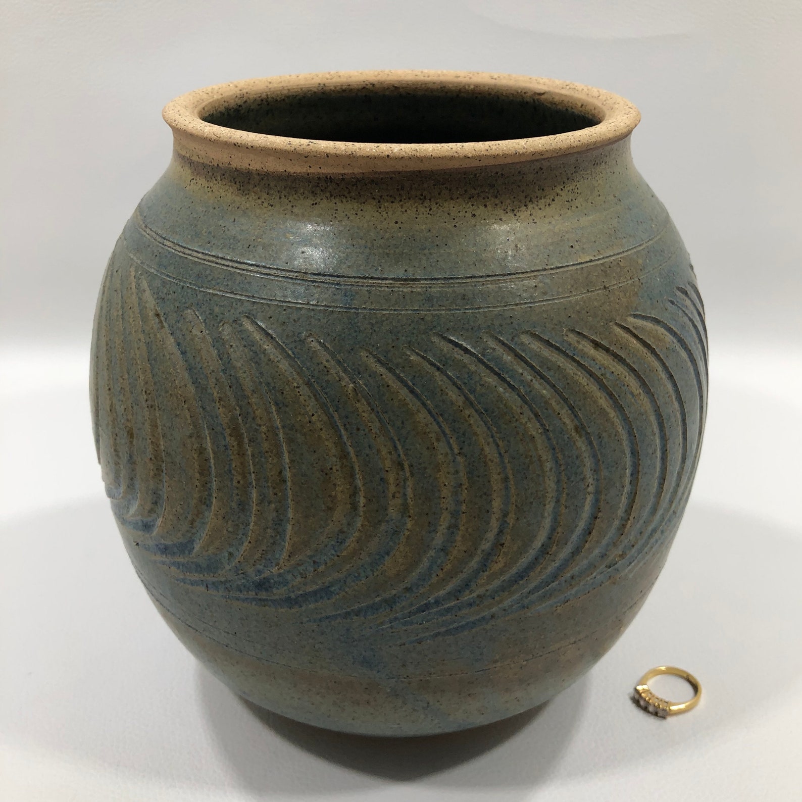 Massey Signed CARVED STONEWARE VASE Art Deco Style 7" ~ Round Wheel ...